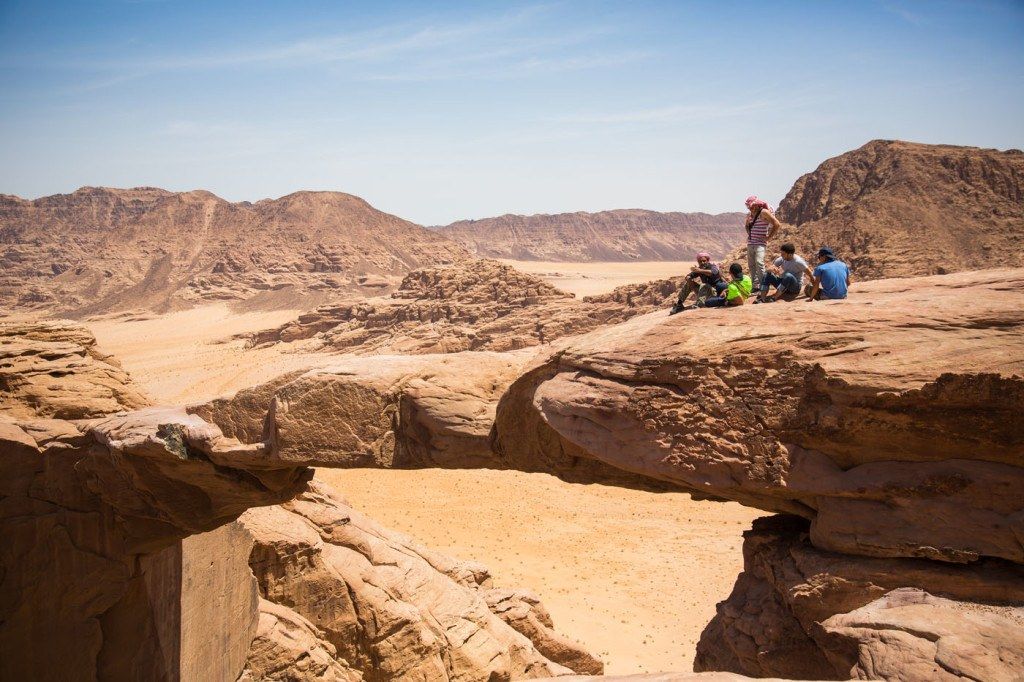 How to Hike to the Jebel Burdah Rock Bridge, Wadi Rum – Earth Trekkers