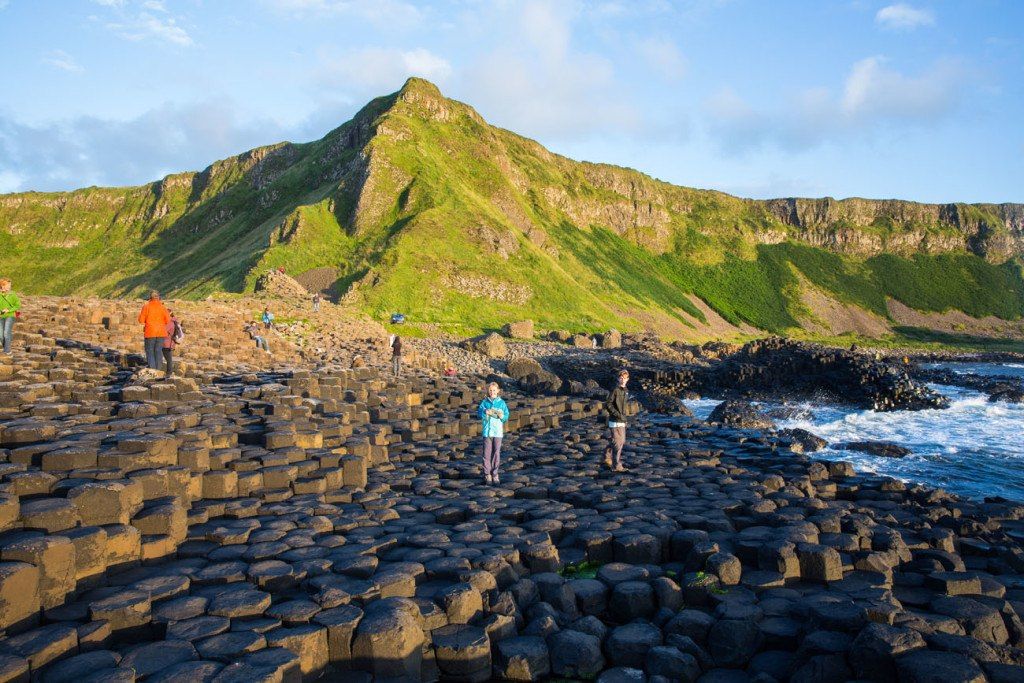 How to Visit the Giant's Causeway (+ Photos & Helpful Tips) – Earth ...