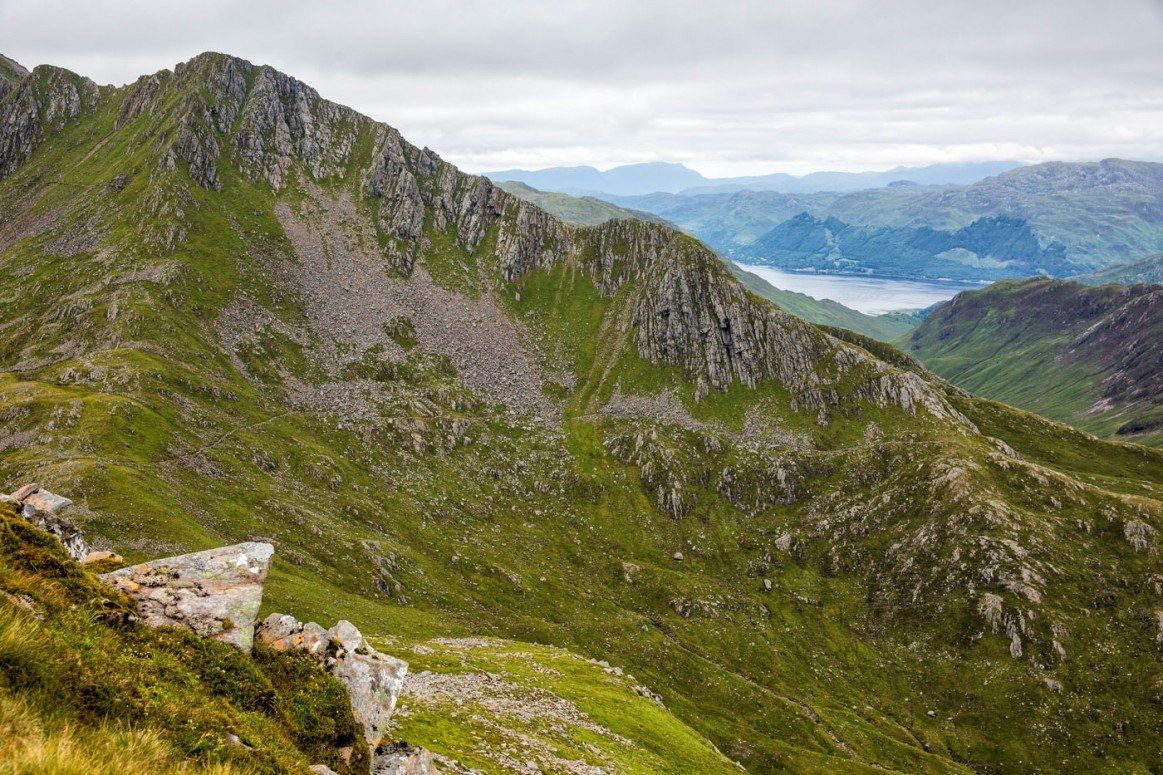 Hiking the Kintail Saddle in Scotland – Earth Trekkers