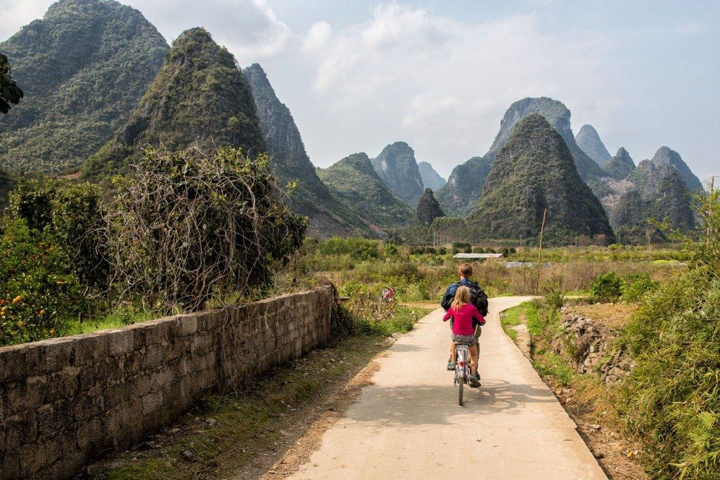 Kung Fu, Calligraphy, and Exploring Yangshuo, China – Earth Trekkers