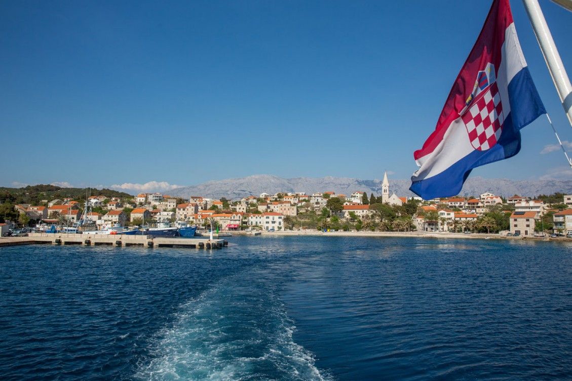 Why We Fell in Love with Brac Island, Croatia – Earth Trekkers