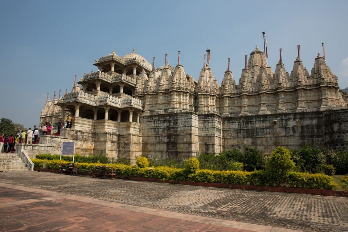 How to Visit Ranakpur Temple on a Road Trip through India – Earth Trekkers