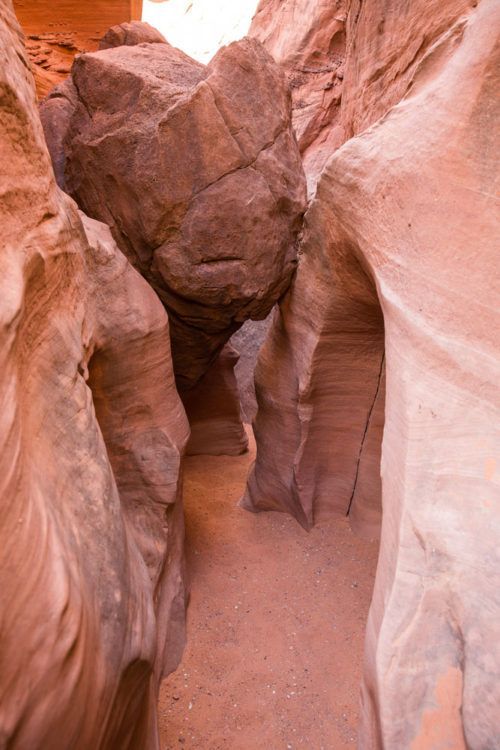 A Photojourney through Peek-A-Boo Gulch and Spooky Gulch – Earth Trekkers