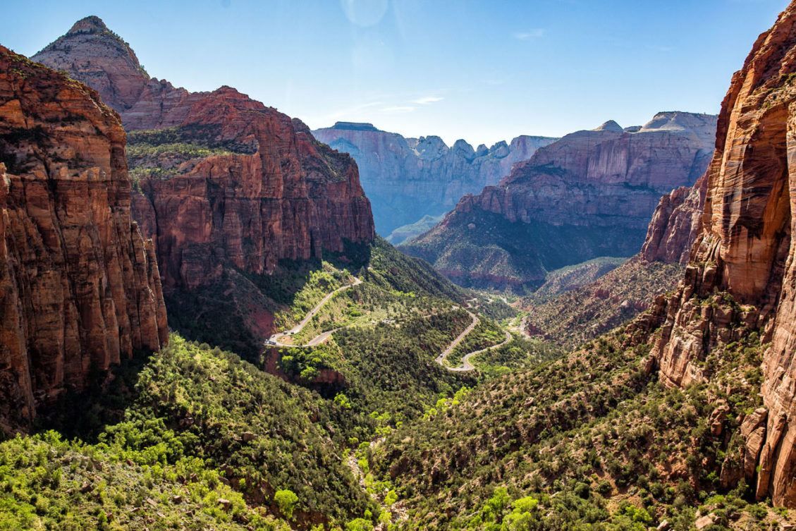 The Canyon Overlook Trail One Of Zions Essential Hikes Earth Trekkers