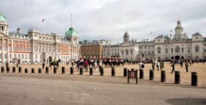5 Days in London: The Ultimate London Itinerary | Earth Trekkers