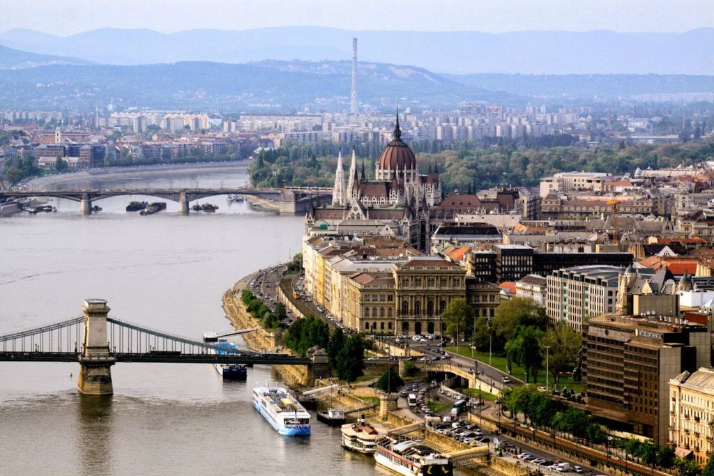 Two Days in Budapest: The Perfect Budapest Itinerary – Earth Trekkers