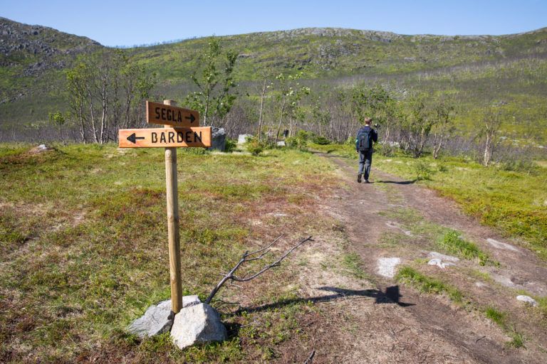 How to Hike Segla, One of Senja’s Most Popular Hikes – Earth Trekkers