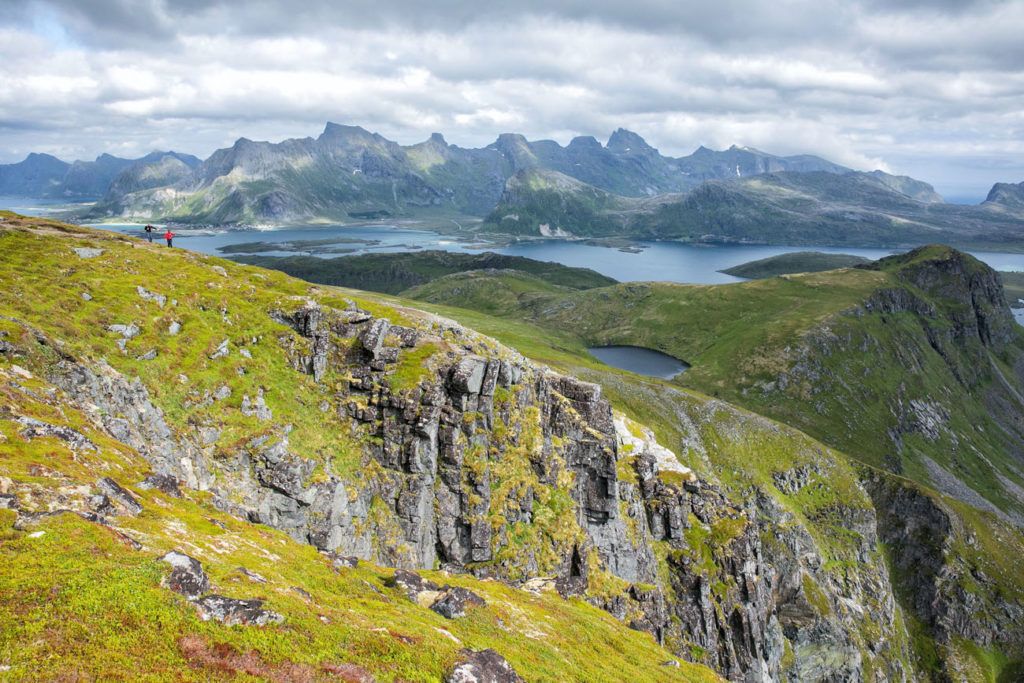 14 Best Hikes in Norway to Put on Your Bucket List – Earth Trekkers