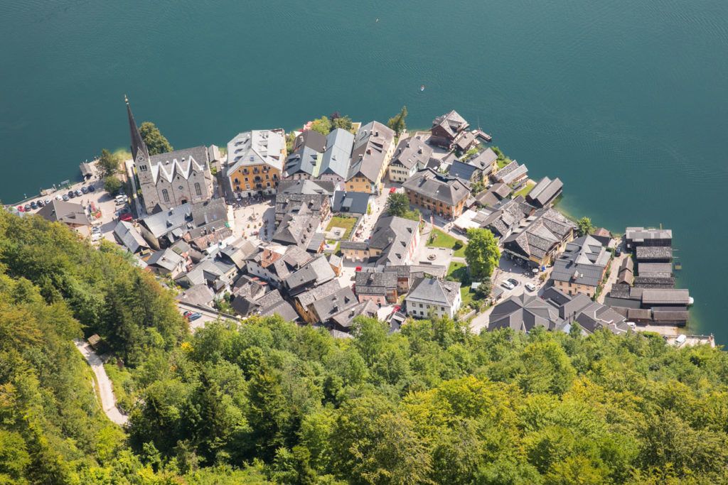 One Perfect Day in Hallstatt, Austria – Earth Trekkers