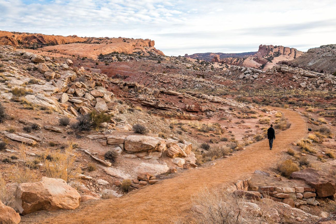 6 Tips for Visiting Delicate Arch in Arches National Park | Earth Trekkers