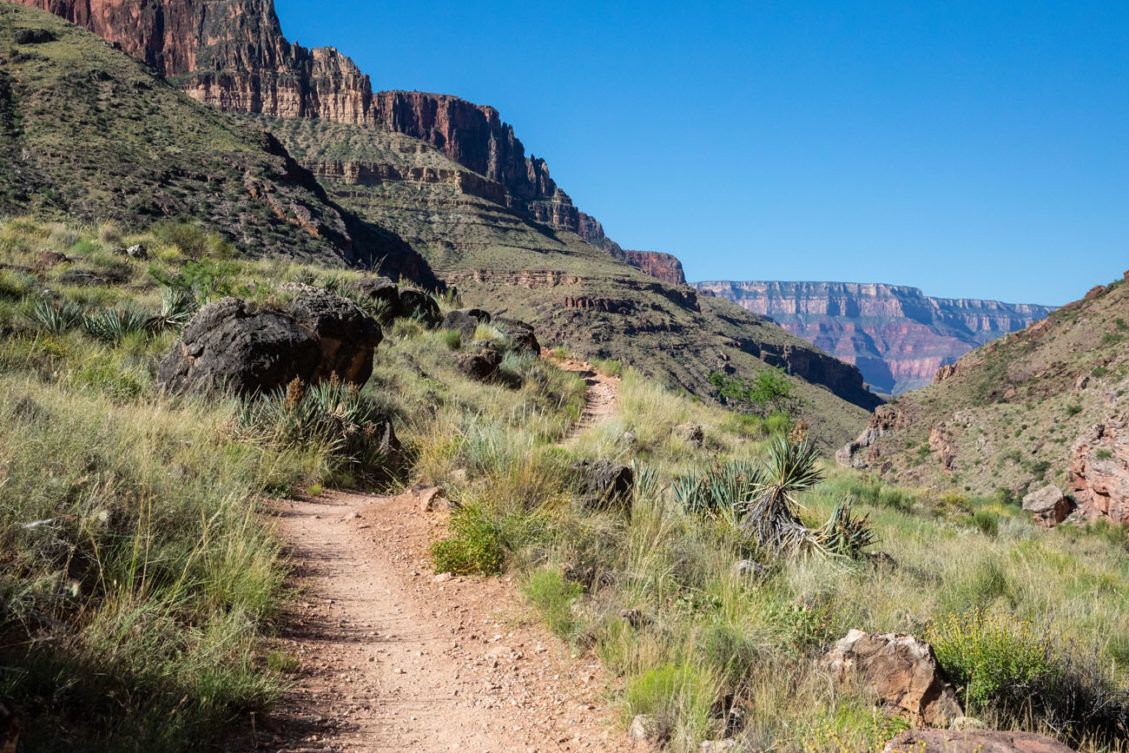 How to Hike the Grand Canyon Rim-to-Rim – Earth Trekkers