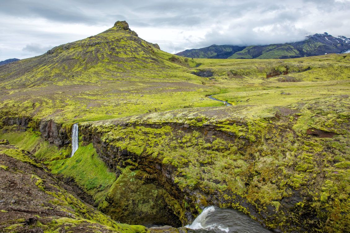 Skógafoss and the Amazing Waterfall Way Hike | Earth Trekkers