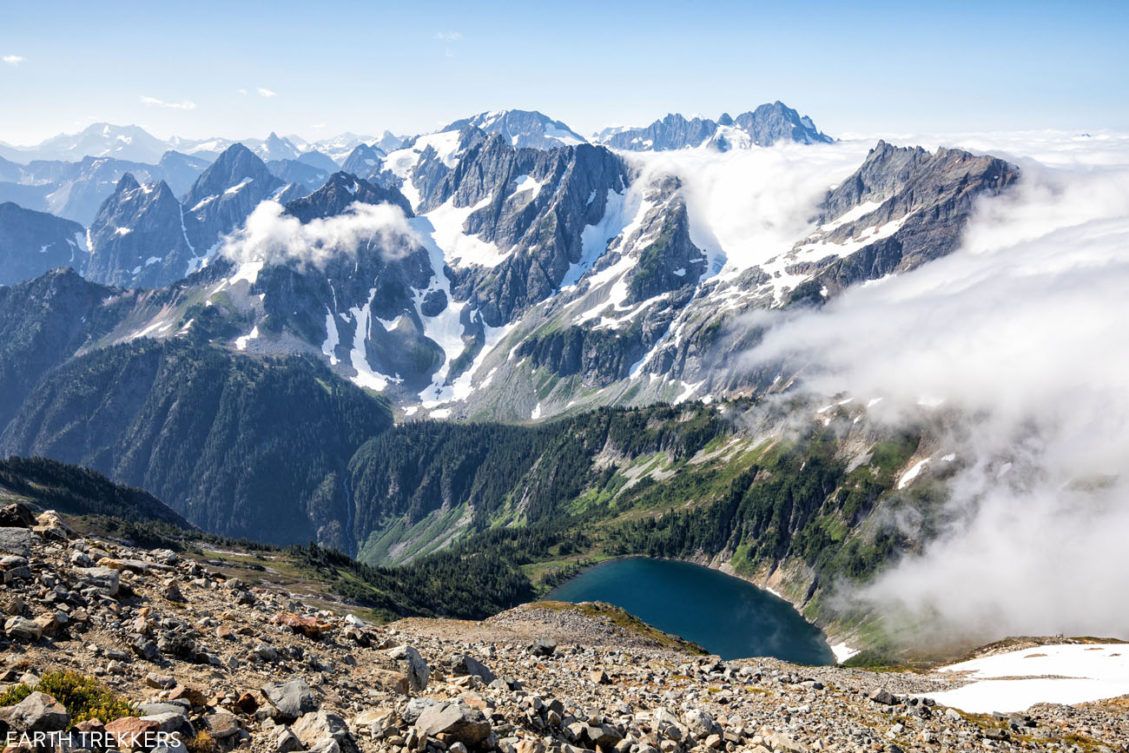 Cascade Pass and Sahale Arm Hike: North Cascades National Park | Earth ...