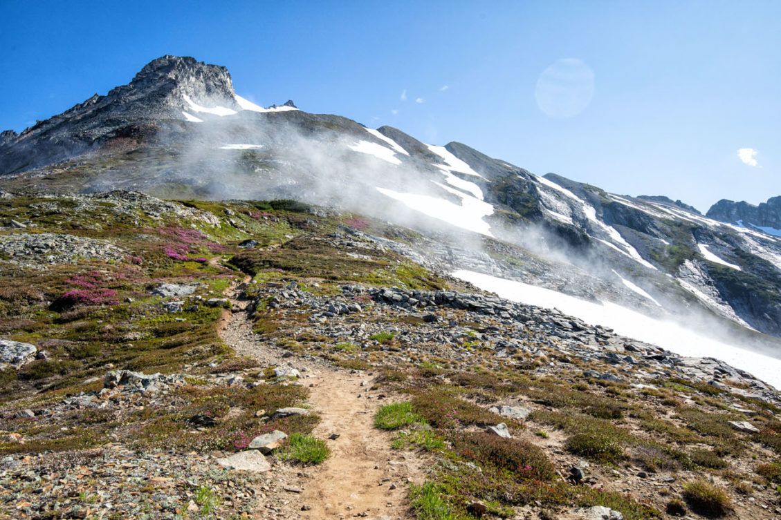 Cascade Pass and Sahale Arm Hike: North Cascades National Park – Earth ...