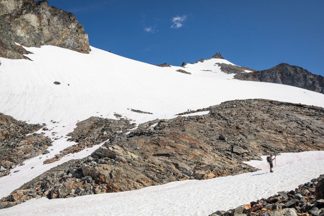 Cascade Pass and Sahale Arm Hike: North Cascades National Park | Earth ...