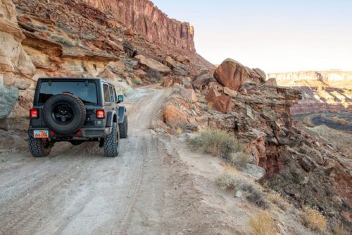 How to Drive the White Rim Road: Map, Photos & Driving Tips | Earth ...