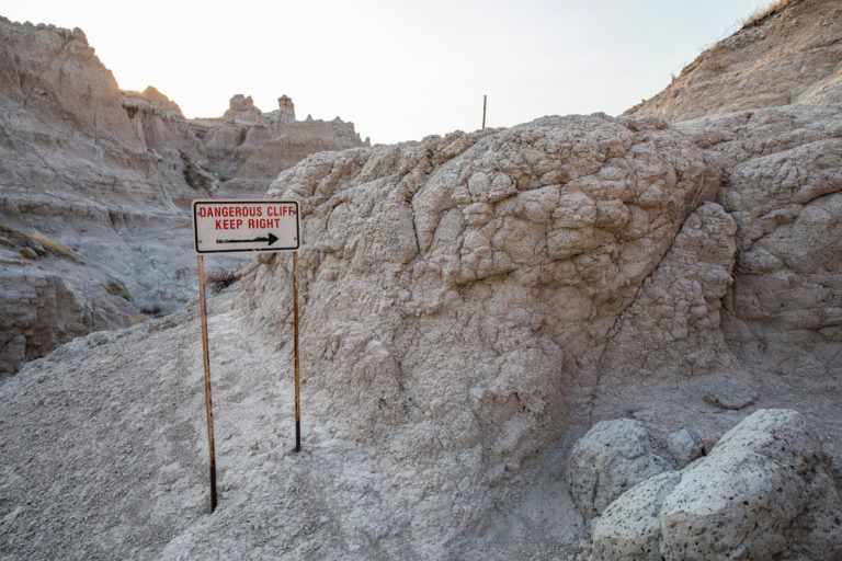 How to Hike the Notch Trail in Badlands National Park – Earth Trekkers