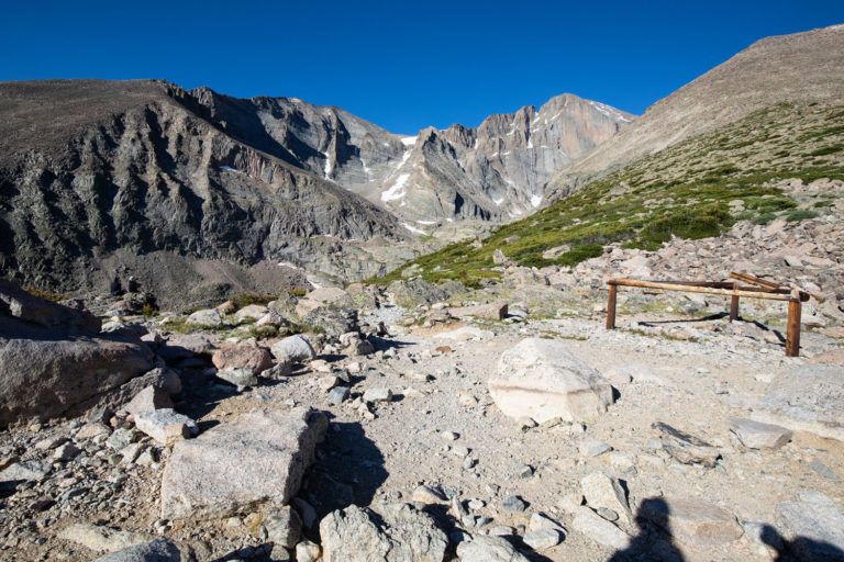 How to Hike to Chasm Lake in Rocky Mountain National Park | Earth Trekkers