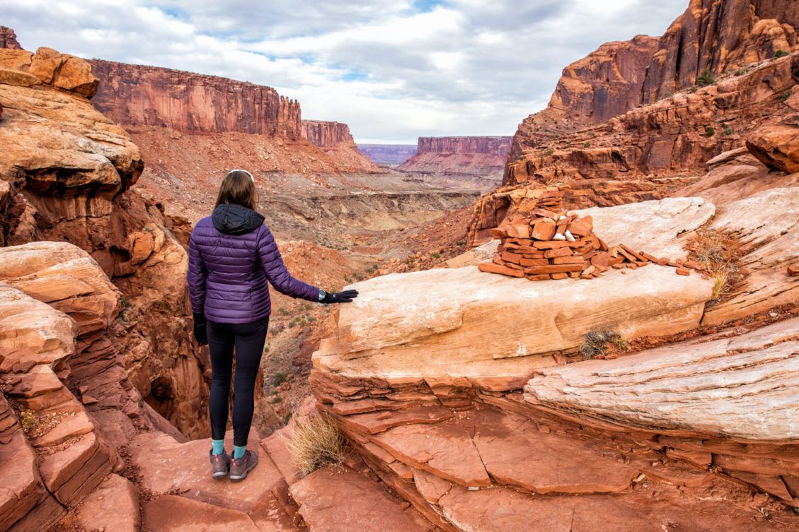 How to Hike the Syncline Loop in Canyonlands National Park – Earth Trekkers