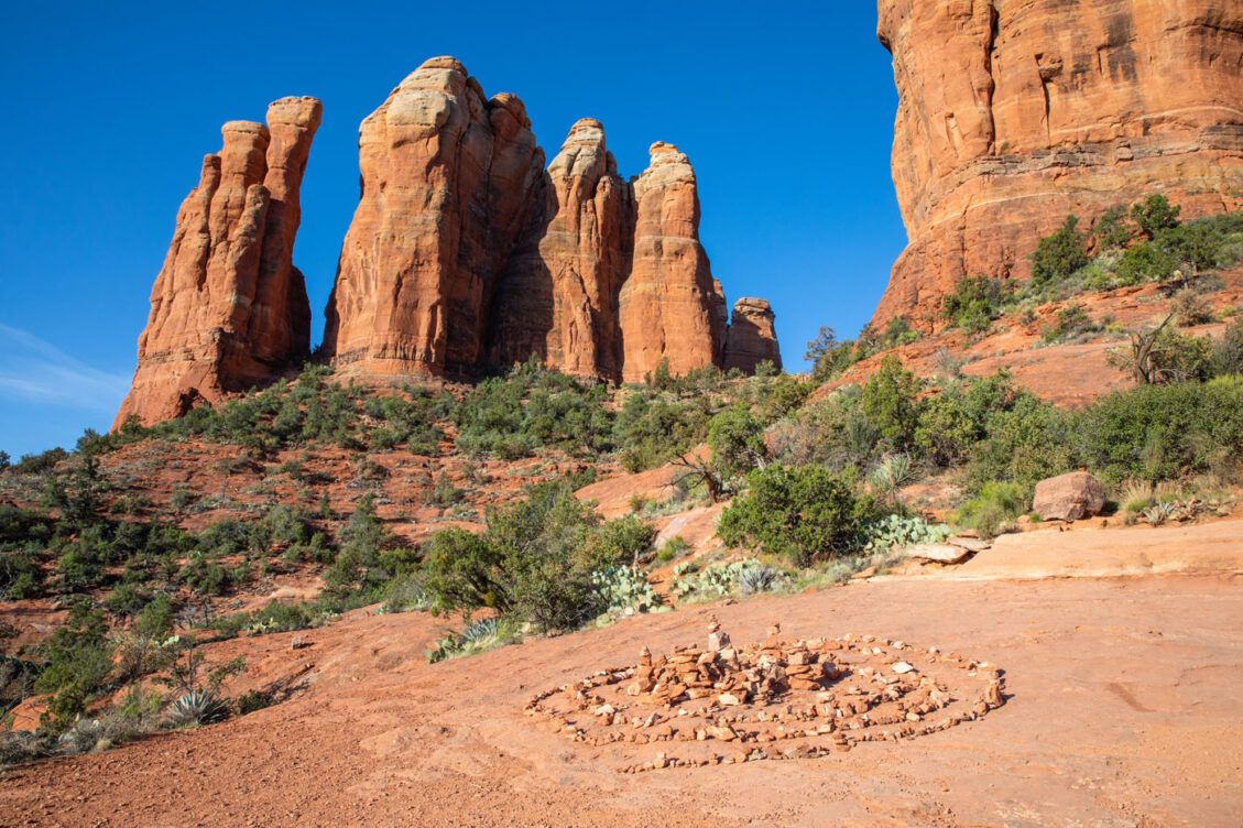 How to Hike to Cathedral Rock in Sedona, Arizona – Earth Trekkers