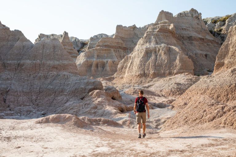 10 Great Hikes in Badlands National Park – Earth Trekkers