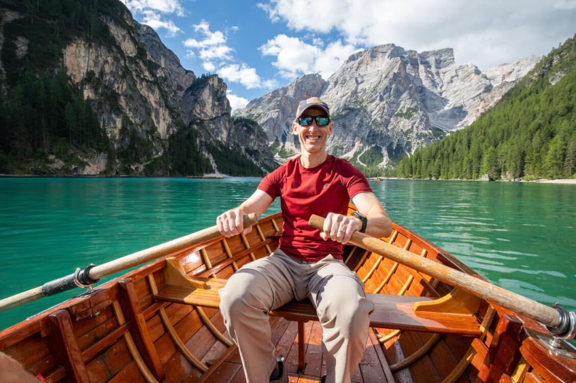 Best Way to Visit Lago di Braies (HELPFUL Tips & Photos) – Earth Trekkers