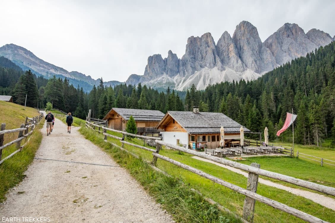 How to Hike the Adolf Munkel Weg to Geisler Alm – Earth Trekkers
