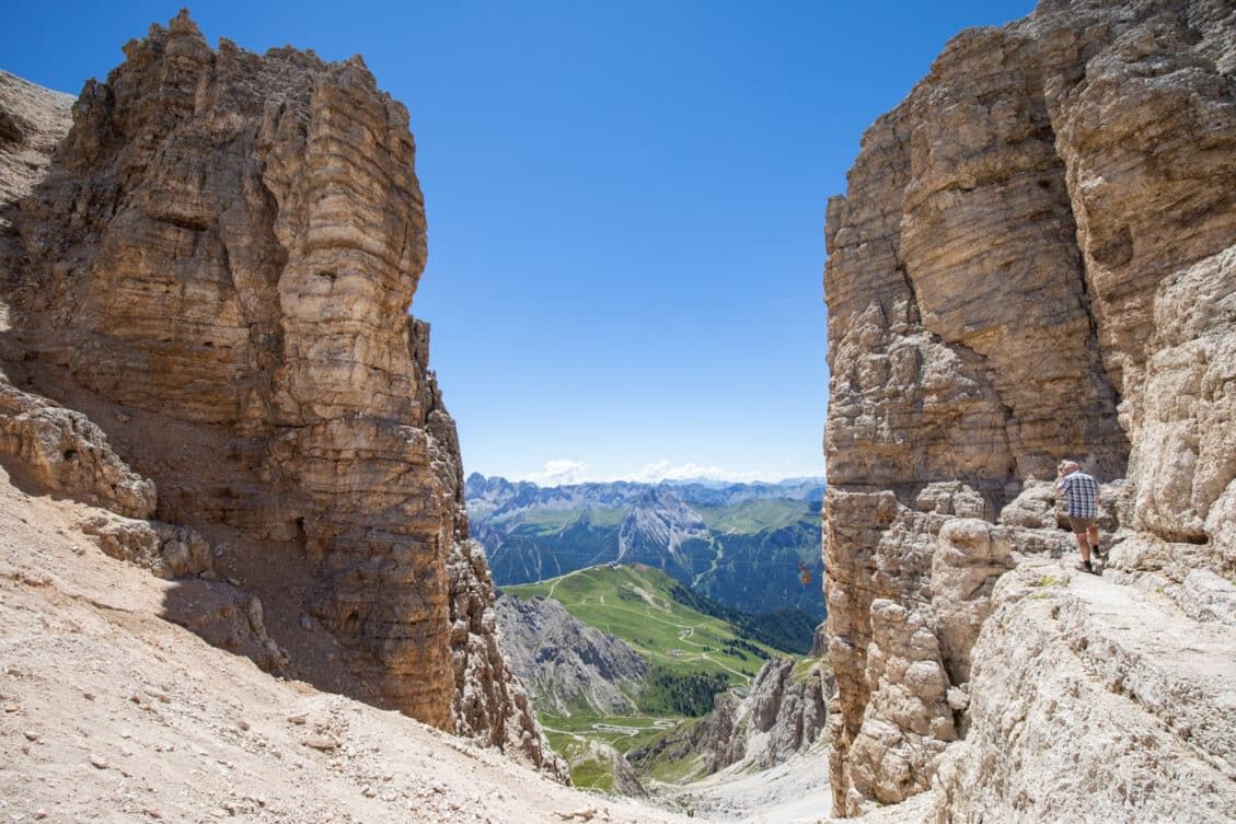 Piz Boè Hiking Guide: Map, Hiking Stats, Trail Guide & Photos – Earth ...