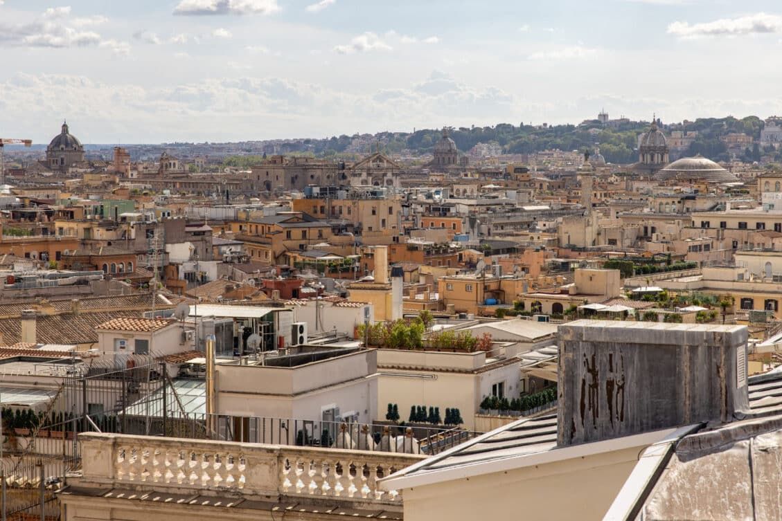 7 Best Rooftop Bars in Rome (Plus Practical Tips & Photos) – Earth Trekkers