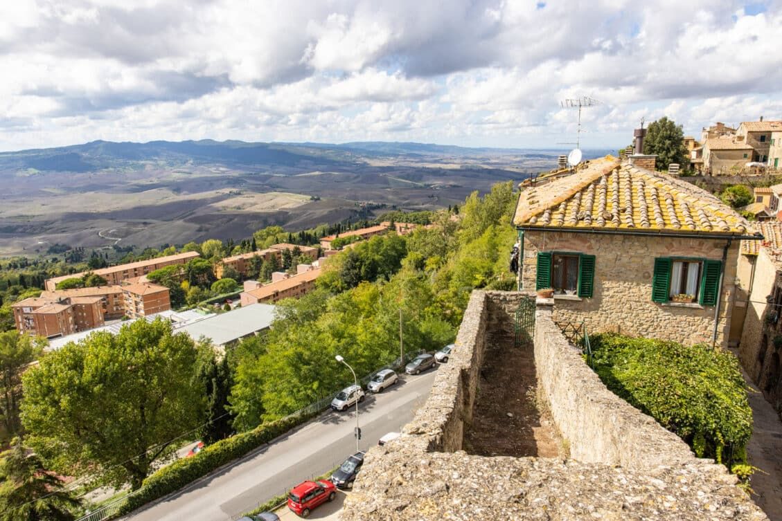 Volterra, Italy: Best Things to Do, Map & HELPFUL Tips – Earth Trekkers