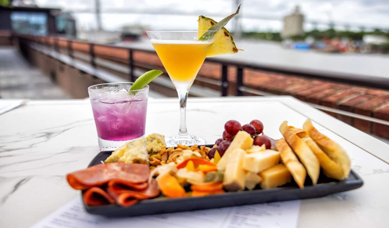 12 Best Rooftop Bars in Savannah (Plus Photos & Helpful Tips) – Earth ...