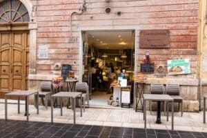 Where to Eat & Drink in Matera: Best Restaurants & Bars – Earth Trekkers